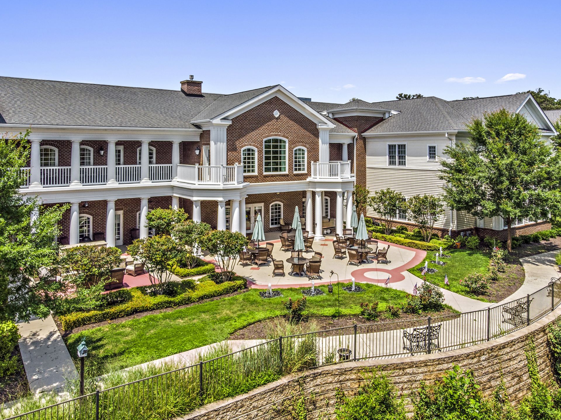 Stay Connected | The Villa at Suffield Meadows